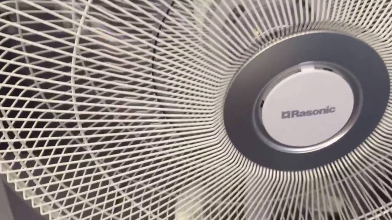 (Shown on diff. Speeds) Rasonic brand, DC motor pedestal fan on display ...