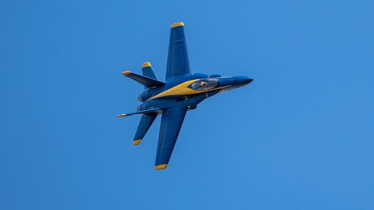 Freewing RC Blue Angels 90mm EDF FA18 - YouTube