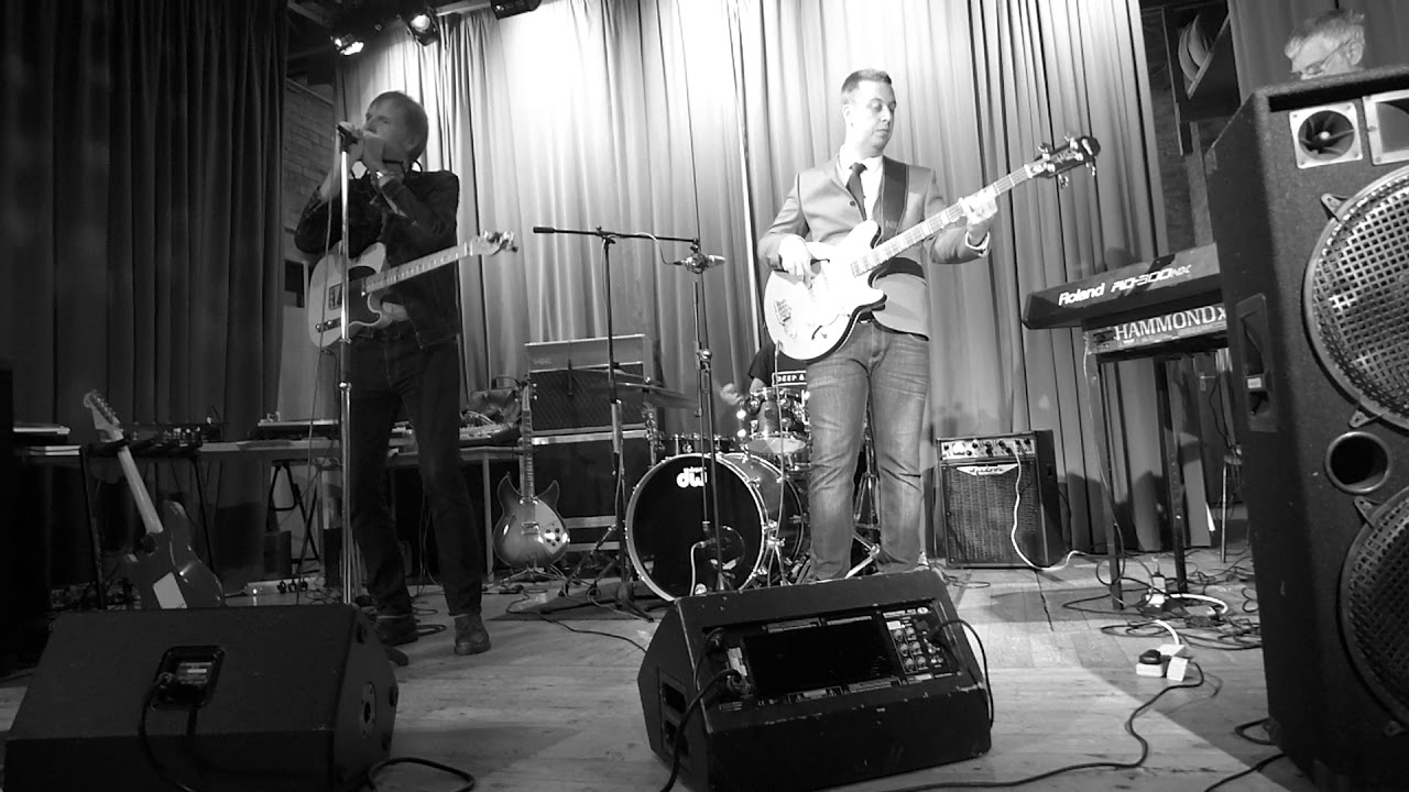 PAUL GIBBARD BAND, WELLINGORE, 23rd September 2017 (Clip 1) - YouTube