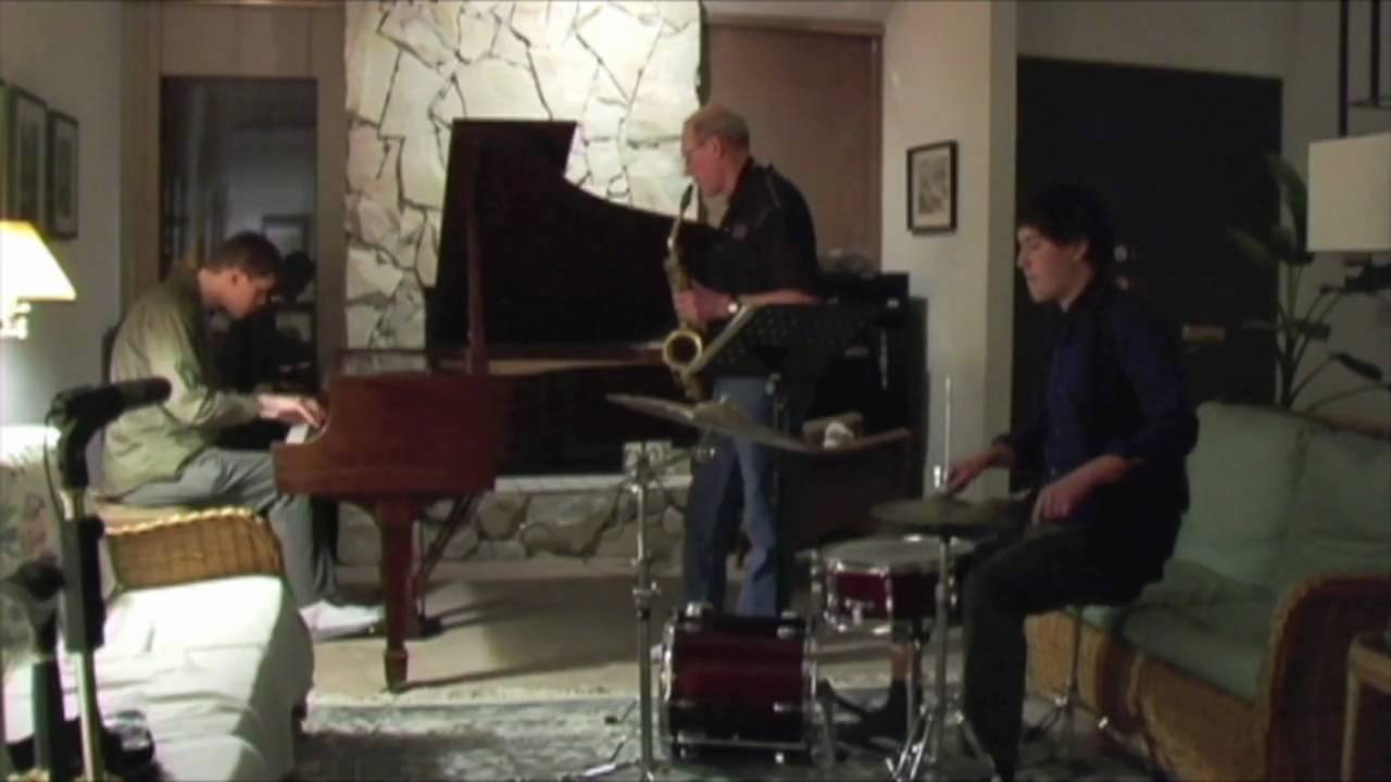 Joy Spring (Clifford Brown) - Alto sax, Piano, and drums jazz trio ...