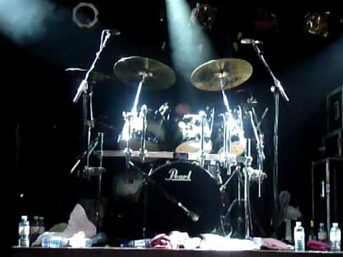 Thunder - Harry James - Drum Solo. - YouTube