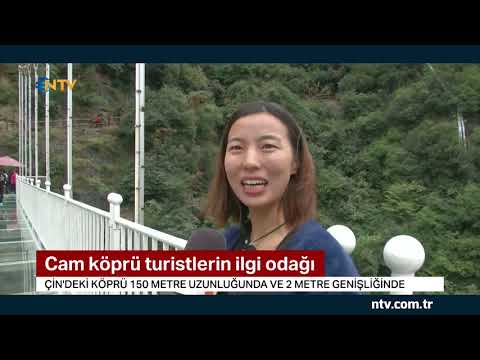 Cam köprü turistlerin ilgi odağı oldu