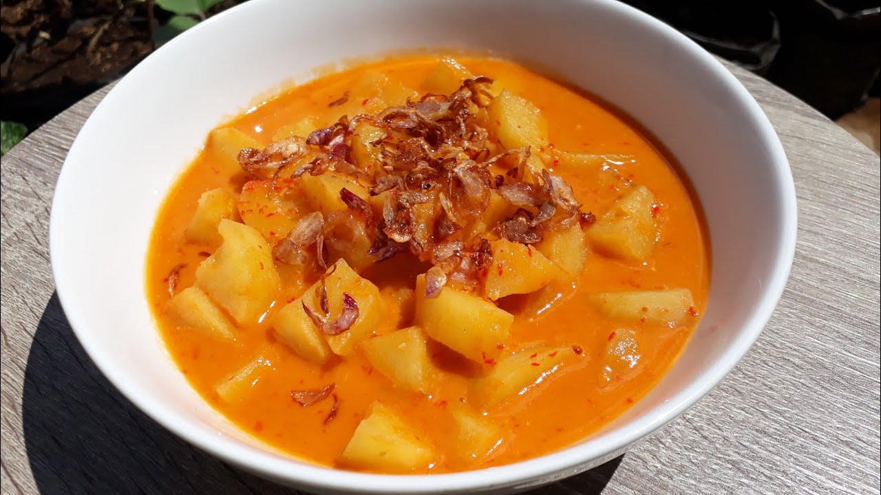 RESEP SAYUR KENTANG KUAH SANTAN - YouTube