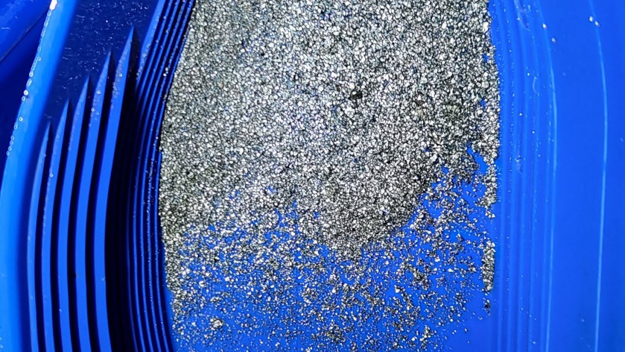 1st day out since fusion,crevicing for gold with wet/dry vac and a bit ...