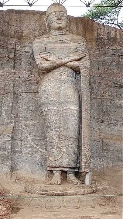 Gal Vihara Statue ගල් විහාර පිළිමය පොළොන්නරුව🙏🙏🙏 Shorts Polonnaruwa