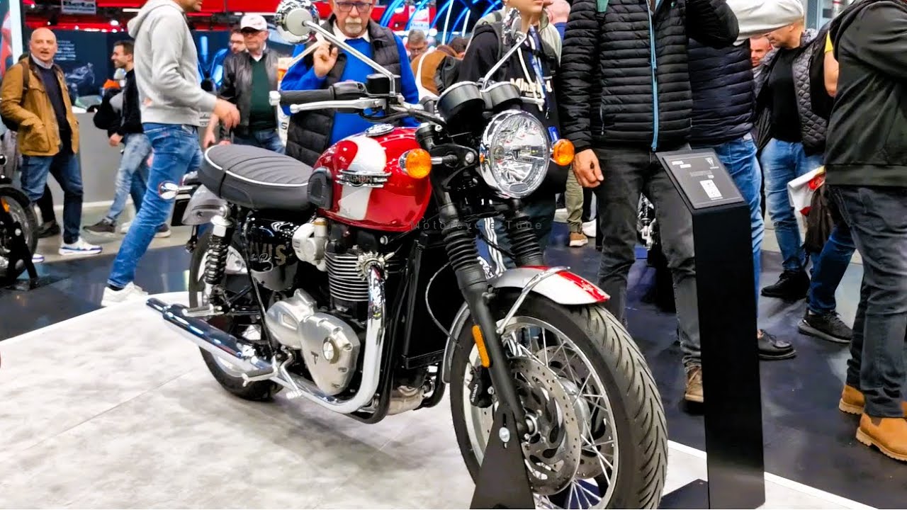 TRIUMPH 2025 MOTORCYCLES LINE UP - YouTube