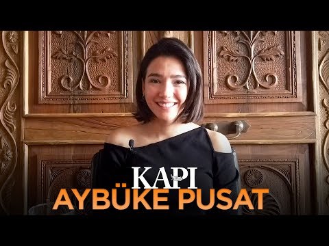 Aybüke Pusat Sosyal Medyadan Gelen Soruları Yanıtlıyor (Kapı Filmi)