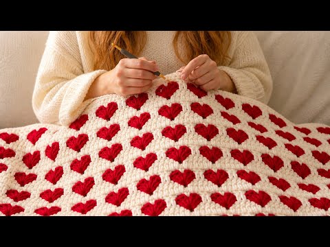 An easy crochet love blanket pattern for beginners.