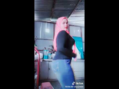TIKTOK 🎶 JILBAB KETAT BODI SEMOK PAHA BOKONG GEDE