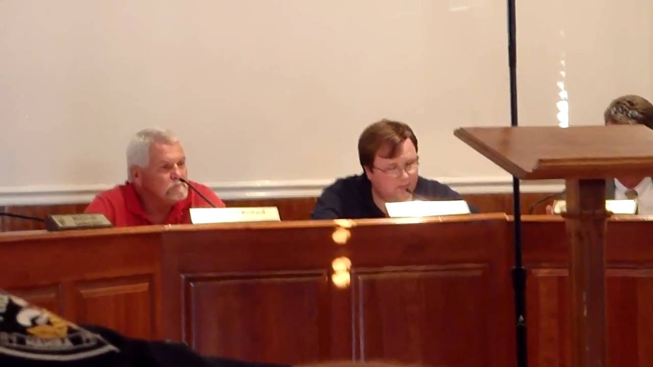 Jonathan Sumner (City Manager), Hahira City Council - YouTube