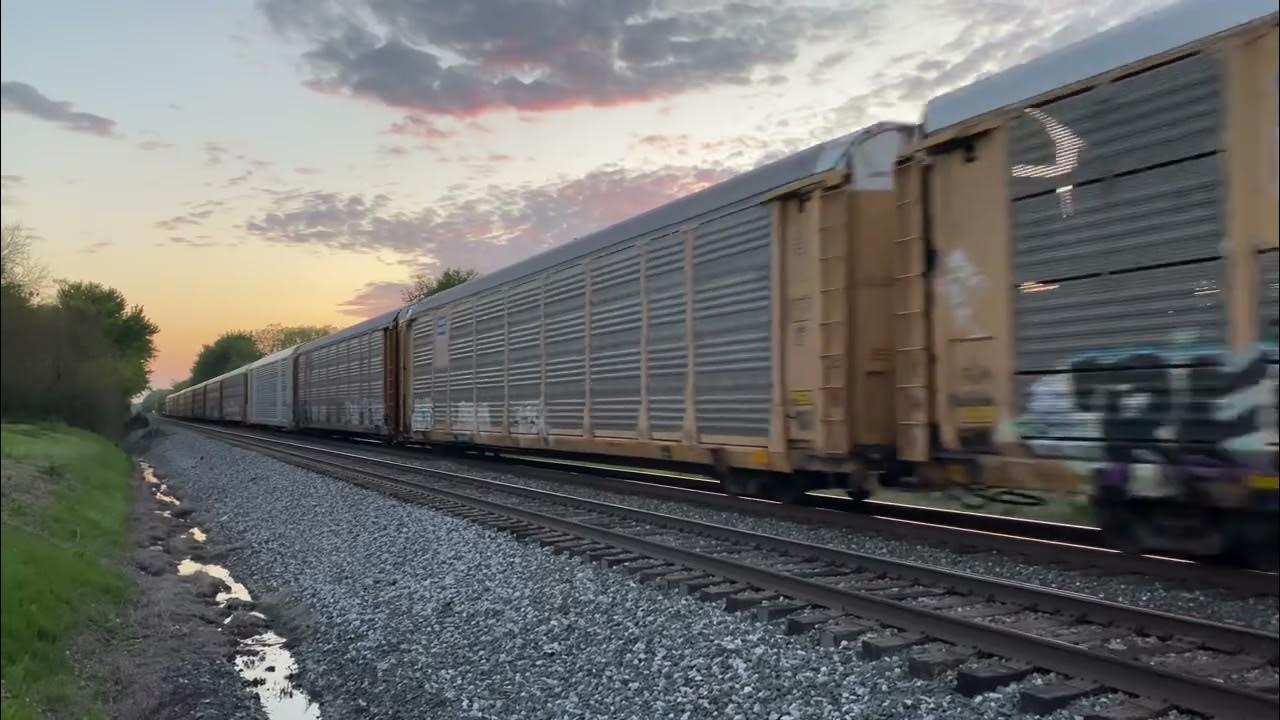 Union Pacific Mixed Freight - YouTube