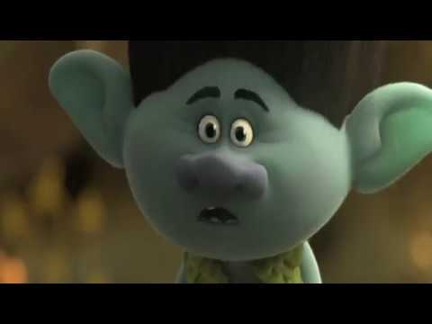 Trolls (El Rey León) Ramón y Poppy discuten - YouTube