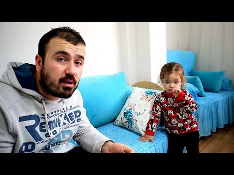 Minik Bebeğin Boyu Küçük Diye Abileri Top Sahasına Almadı Boyunu Metre Sakızla Ölçtüler