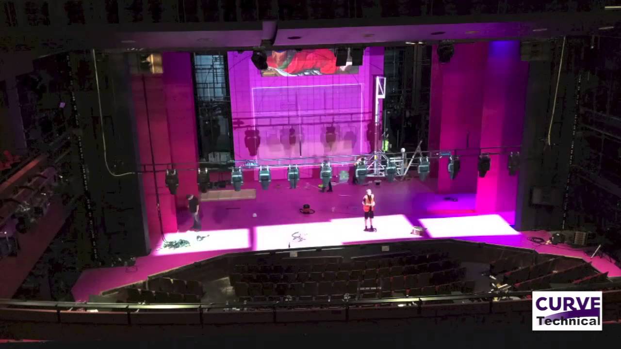 Legally Blonde - Building the Set - YouTube