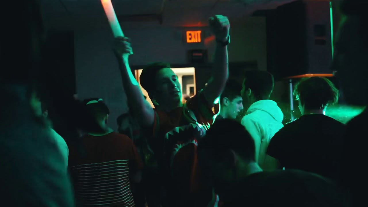 DJ Matt Dubb at Waterbury Mesivta - YouTube