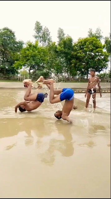 INSANE DOUBLE BACKFLIP WAVE! 🔥 How Many Flips?! Backflip Tutorial Avoid 👌💯. #backflip #short ...