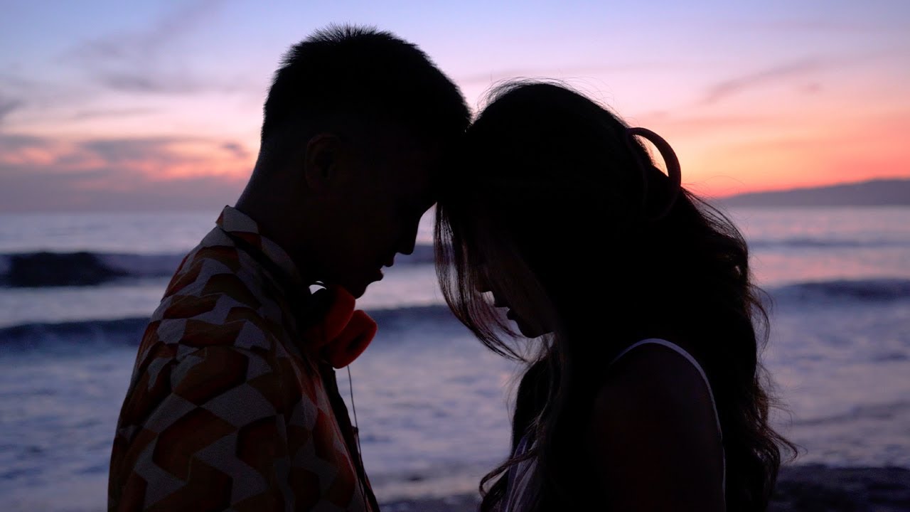 Vince A - 100 Sunsets (Official Music Video) - YouTube
