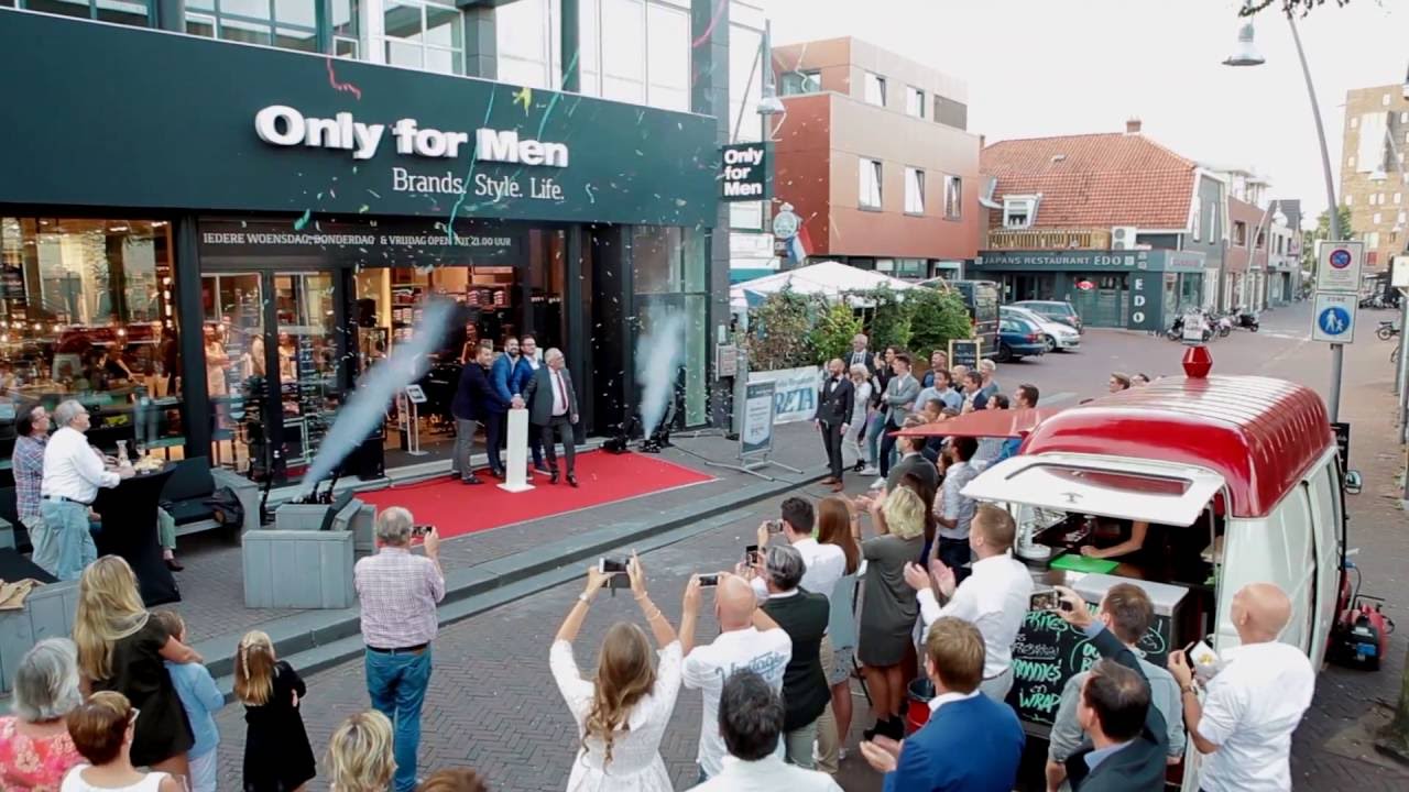 Winkel: Grand Re-opening Only for Men in Ede! - YouTube