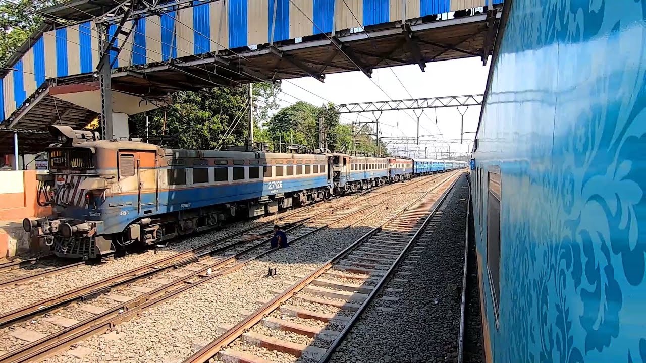 3 BANKER LOCOMOTIVES PUSHING ONE TRAIN 1 LOCO IN LEAD - YouTube
