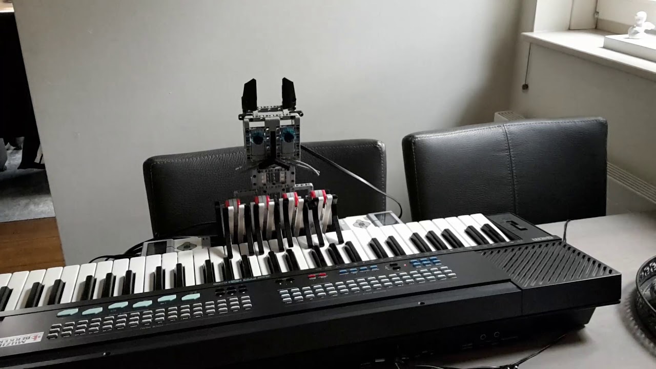 Mindstorms | PIANO BOT - YouTube