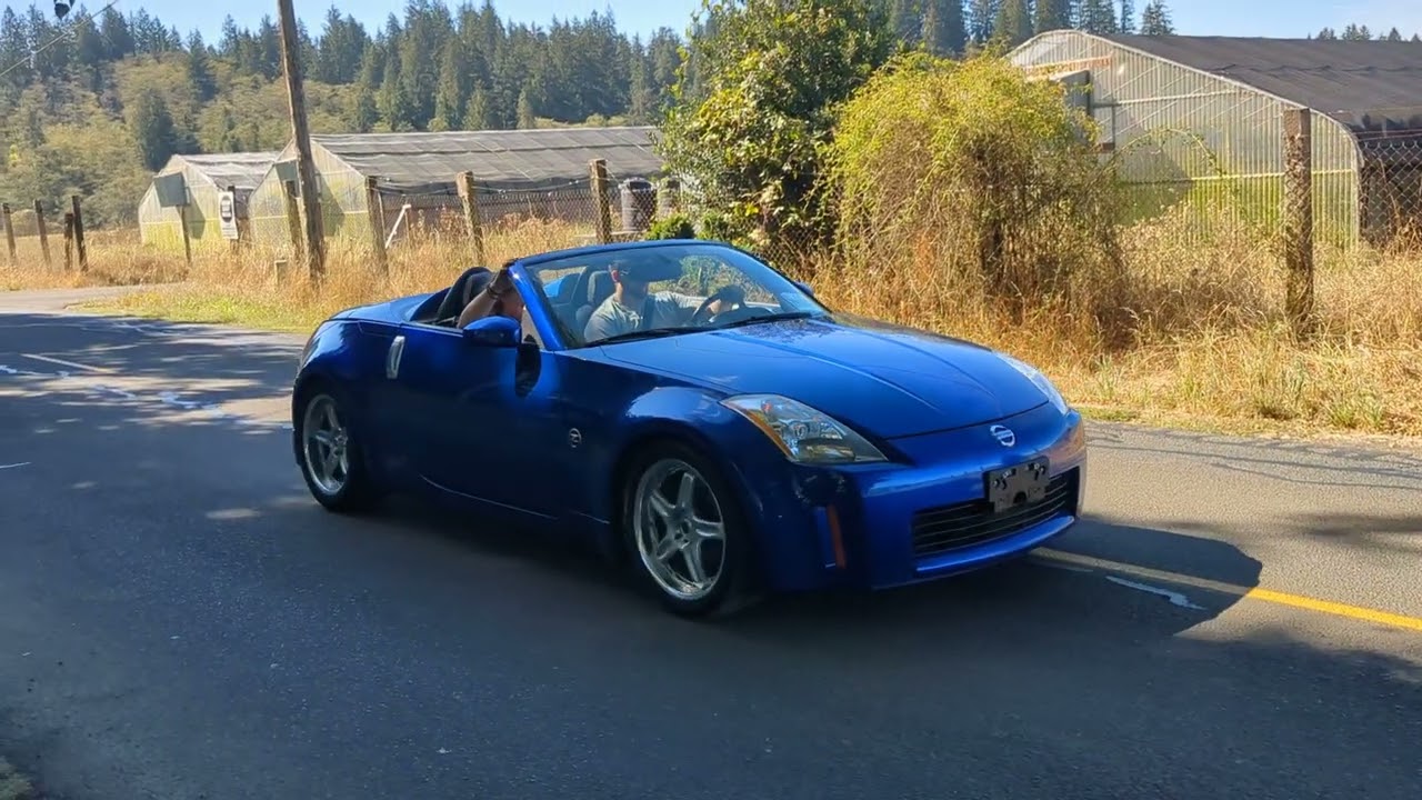 Nissan Z car take off, unimpressed - YouTube