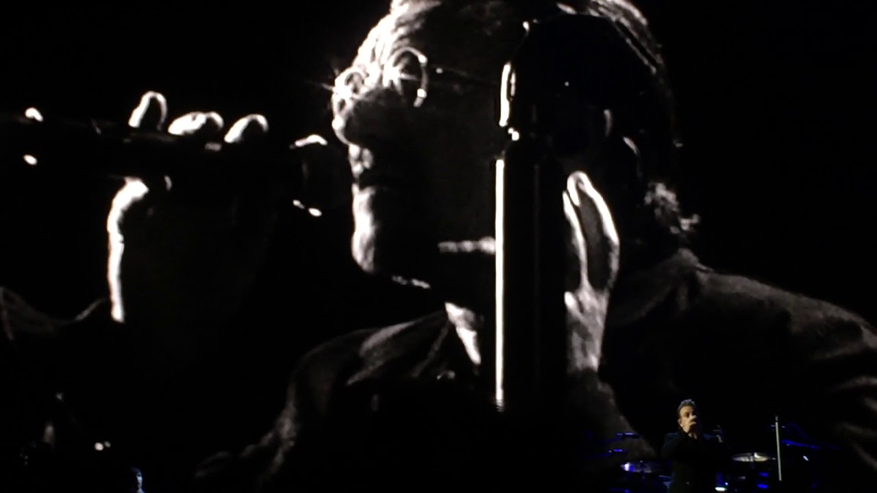 U2 - Running to Stand Still - live in Detroit 9.3.17 - YouTube