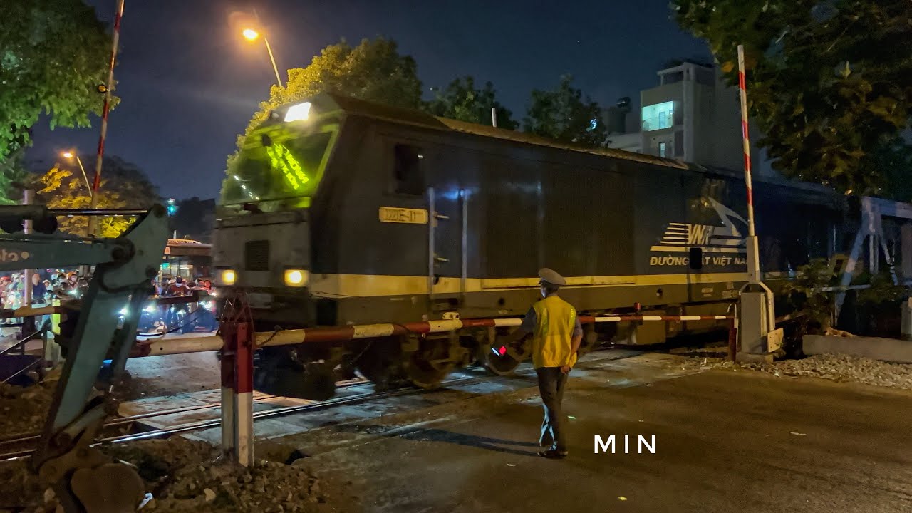 [#484] D20E-011: SE2, có 1 xe A và HL SG(20h52 - 28/12/2023) - YouTube