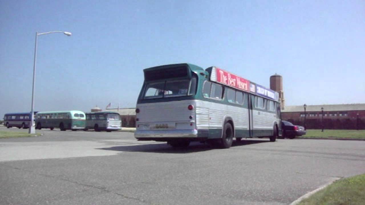 MTA Museum Bus: 1966 GMC New Look 8466 "Bat Wings" - YouTube