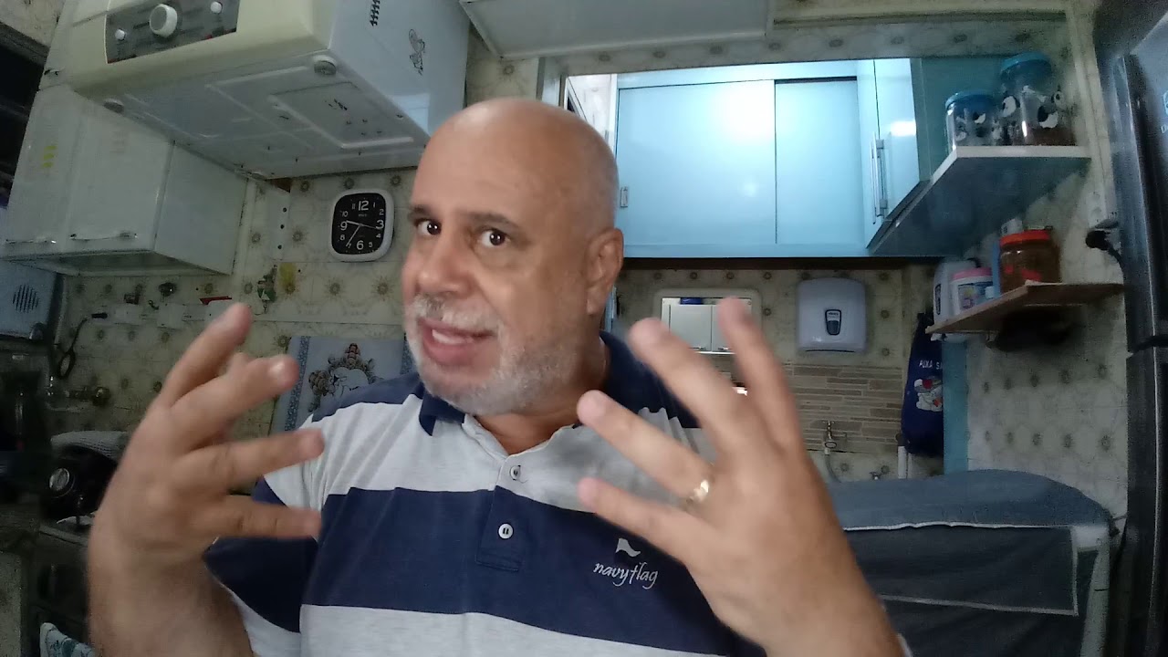 # Tutoriais diz aí Edison! Daniel, não se contaminou com as iguarias do rei - YouTube