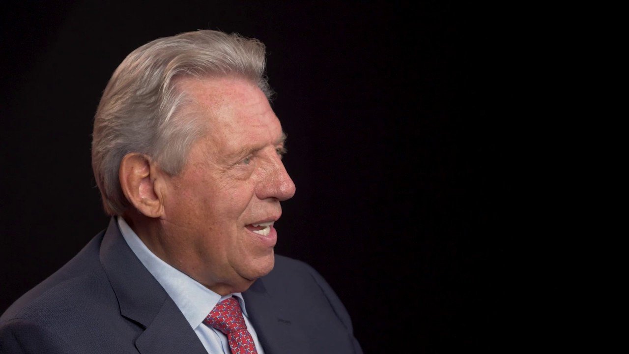 Minute With Maxwell: STORY - John Maxwell Team - YouTube