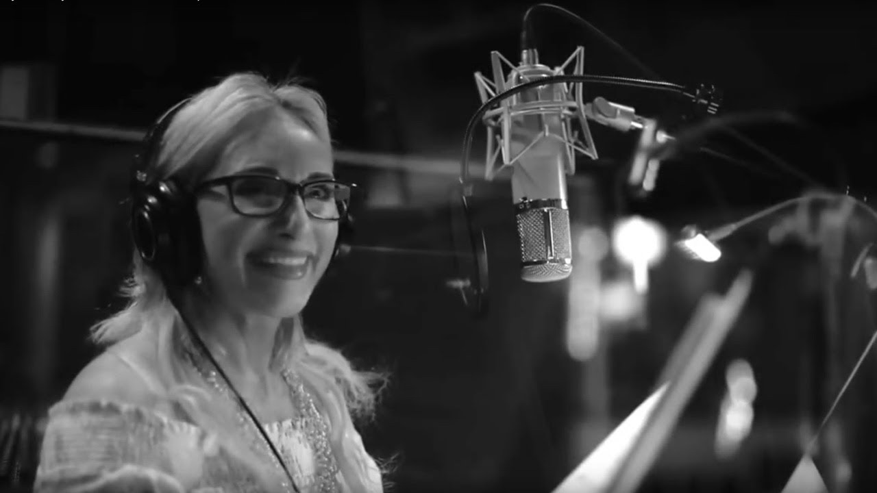 Lyn Stanley Creates Her Own Audiophile Test Records - YouTube