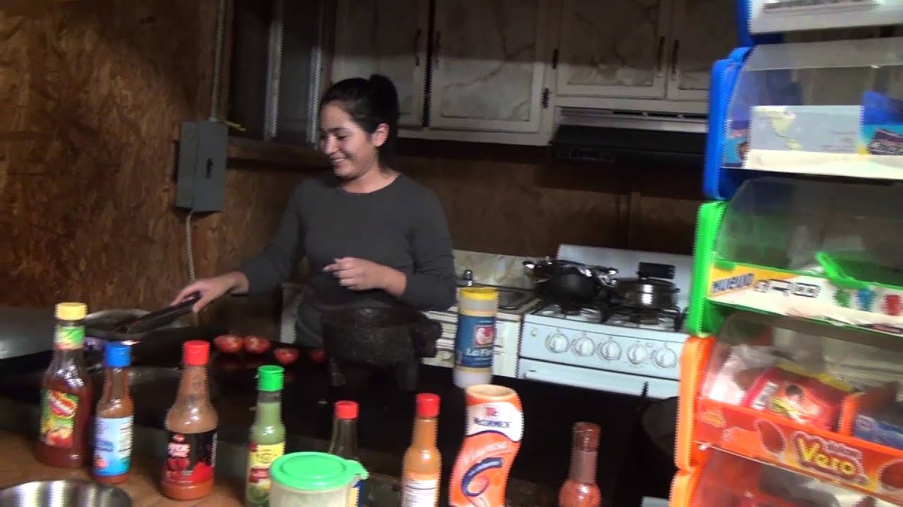 Mexican Women Showing how to make HOT Salsa - YouTube