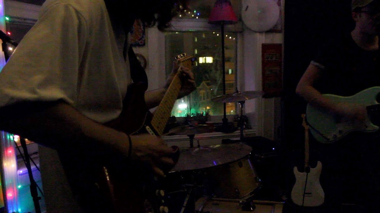 Student musician shares experience with DIY music scene - YouTube