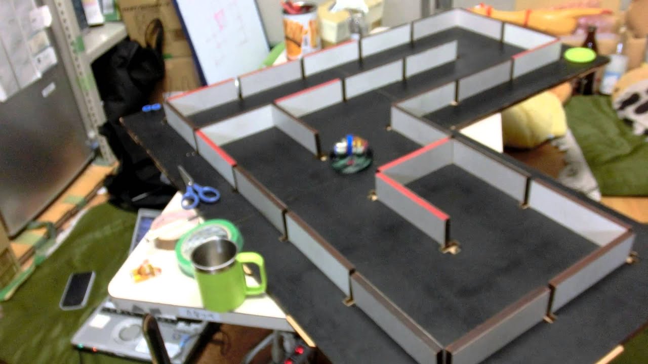 Micromouse "Kabutogani Yarou" Running at high speed part 2 - YouTube