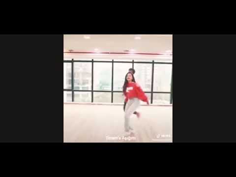 BIÇAK SIRTI SWARANINI EN SEVDİĞİM TİK TOK VİDEOLARI {HELLY SELLY} HİNT KOLİK DÜNYA PG 👍💞