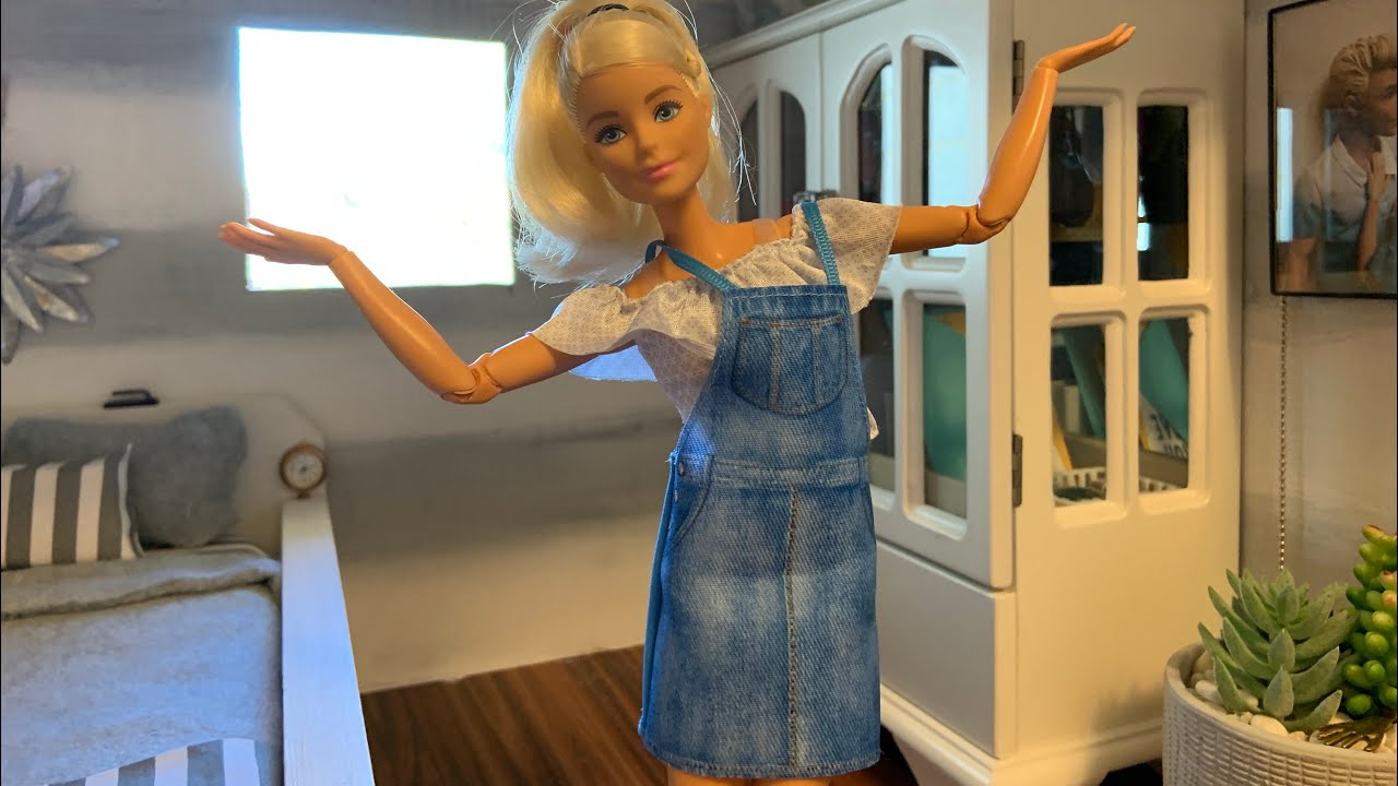 Barbie room makeover reveal - YouTube