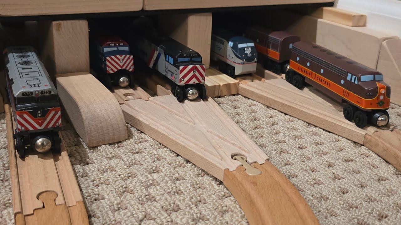 USAWoodenRailways Second Wooden Layout - YouTube