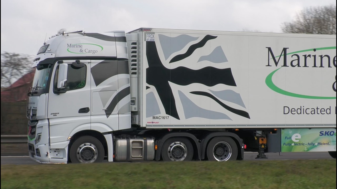 Mercedes-Benz ACTROS | Renault T High | DAF XF - A1(M) motorway #truck ...