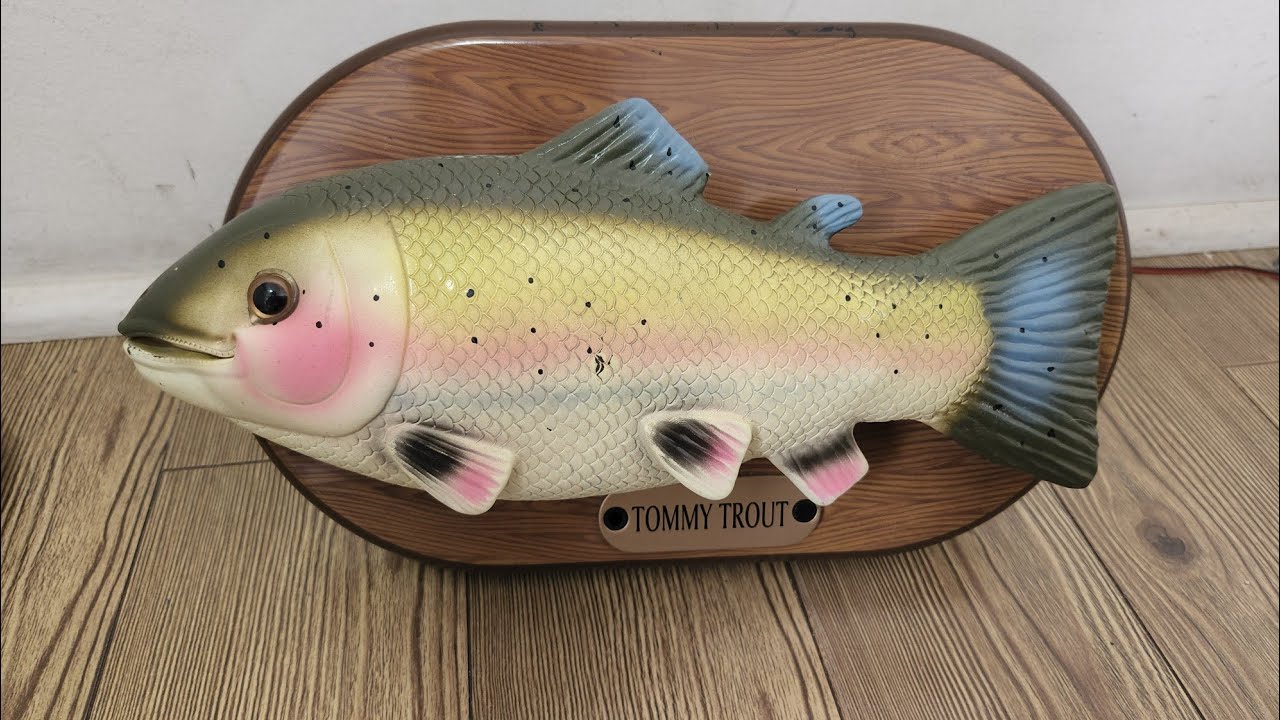 tommy the singing trout HD audio Original - YouTube