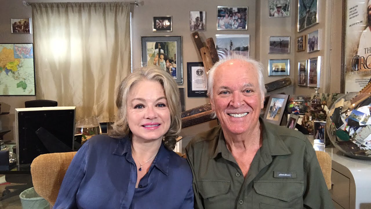 Every Knee shall bow! Every Tongue confess! Jesus Christ. Arthur ...