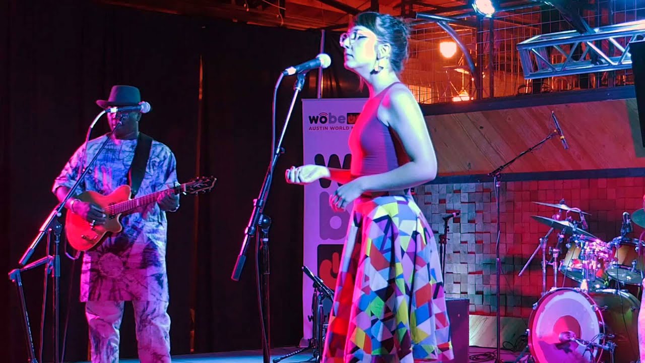 Vieux Farka Toure feat. Julia Easterlin - at WobeonFest 2015 - YouTube