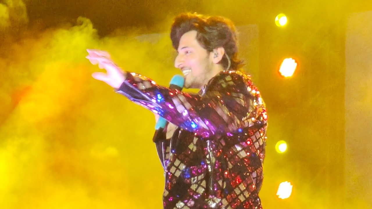 Chogada - Darshan Raval Live - YouTube Music