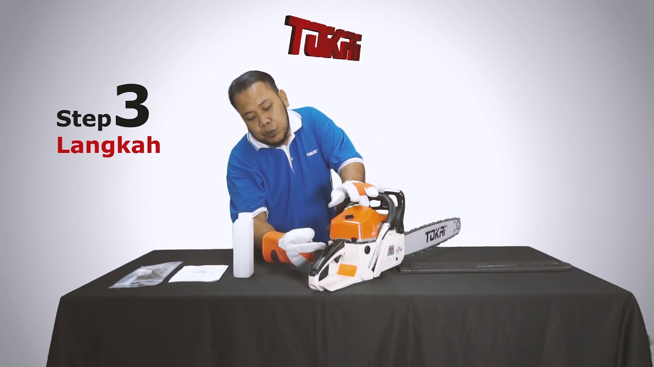 How to use a Chain saw (Tokai TK-521) - YouTube