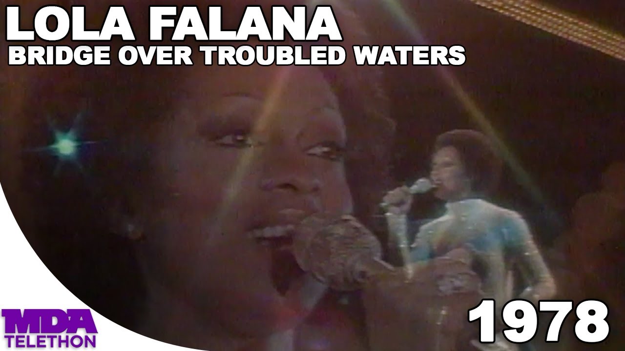 Lola Falana - Bridge Over Troubled Waters & Battle Hymn of the Republic ...