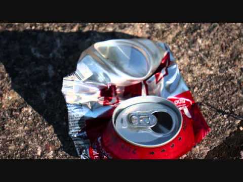Aluminum can crushing and crunching sound effect - YouTube