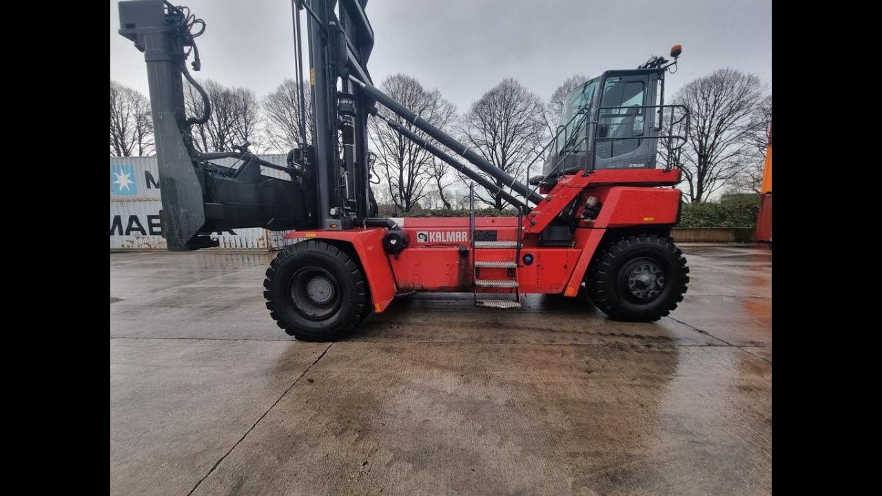 D4041 Kalmar DCG100 45ES7 empty handler from 2018 - YouTube D4041 Kalmar DCG100 45ES7 empty handler from 2018 - YouTube