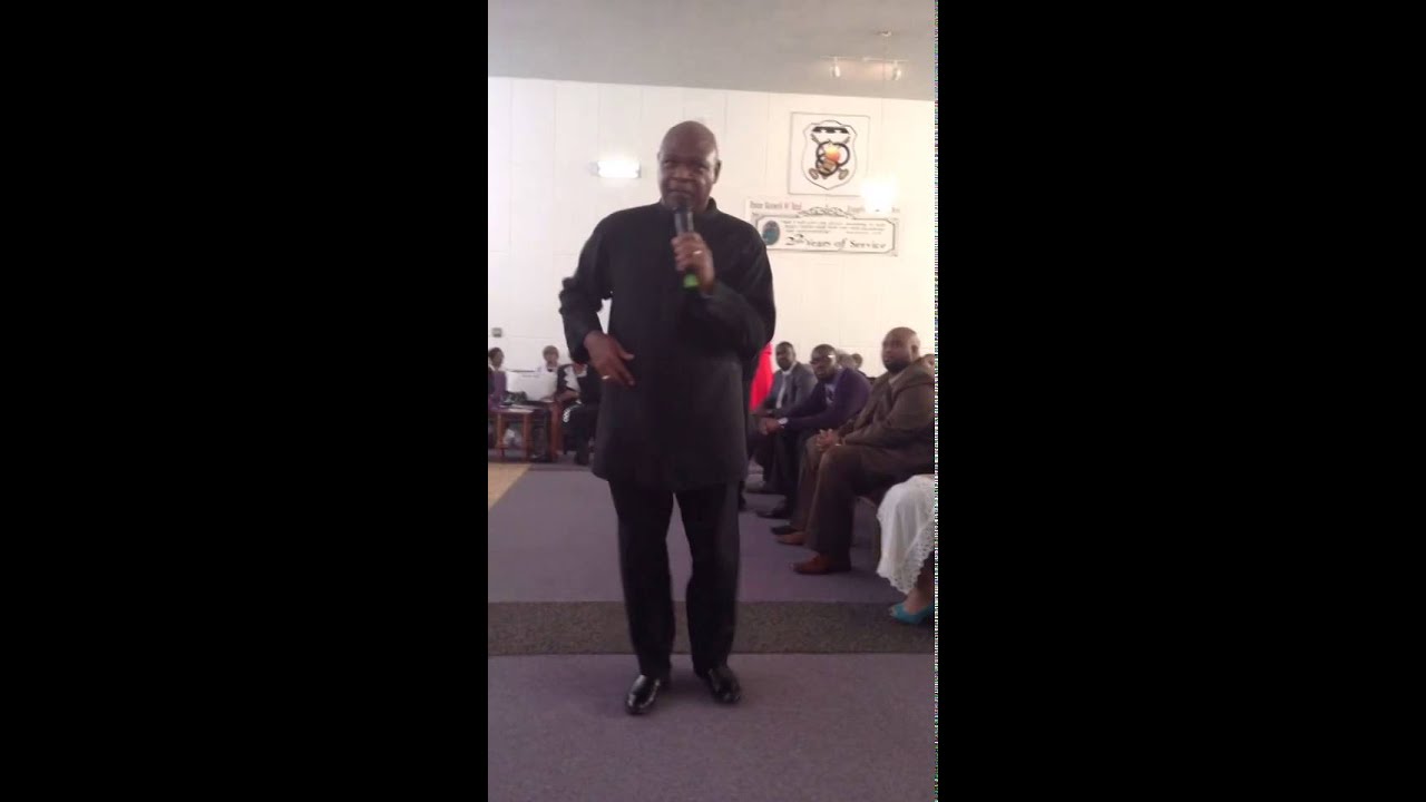 Pastor Kenneth W. Reed preaching - YouTube