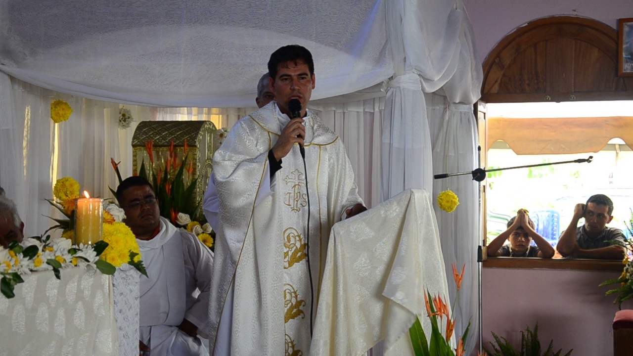 Acción De Gracias Del Padre Ender Belandria Ordenación Sacerdotal Youtube