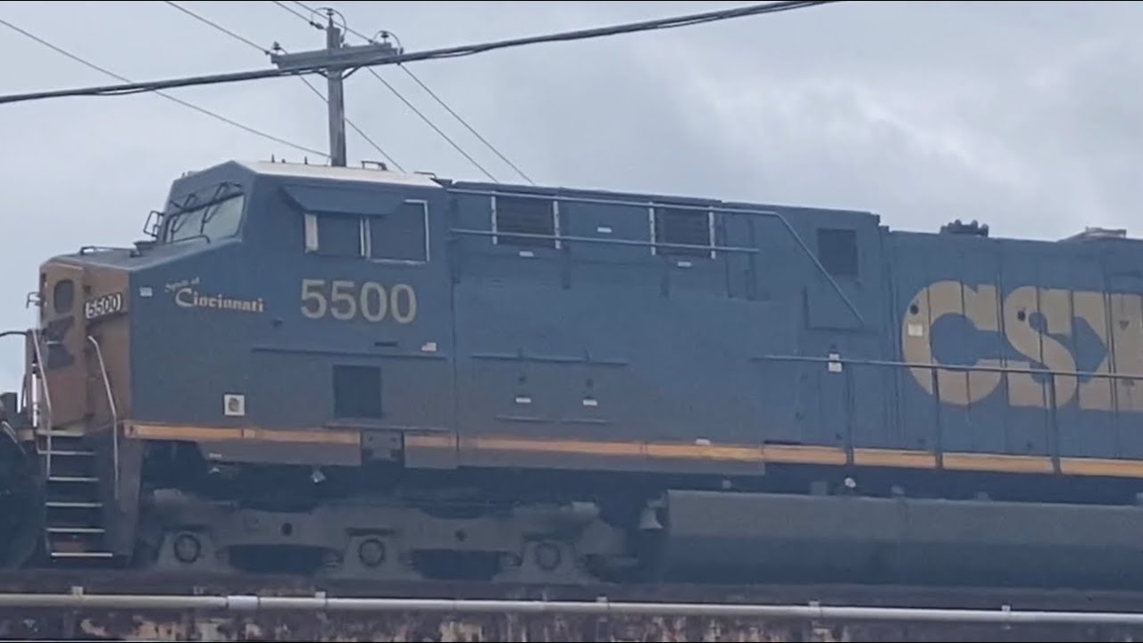 CSX Spirit of Cincinnati Visits Cincinnati - YouTube