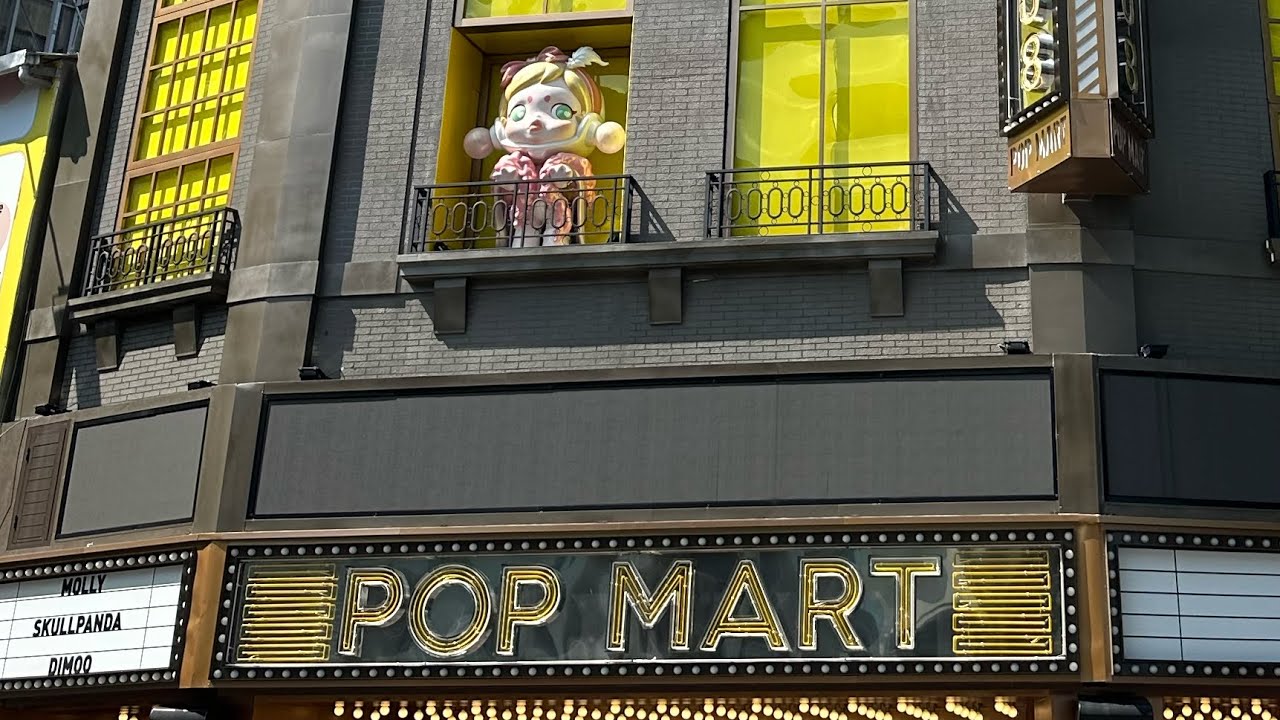 POP MART Store Taiwan - YouTube